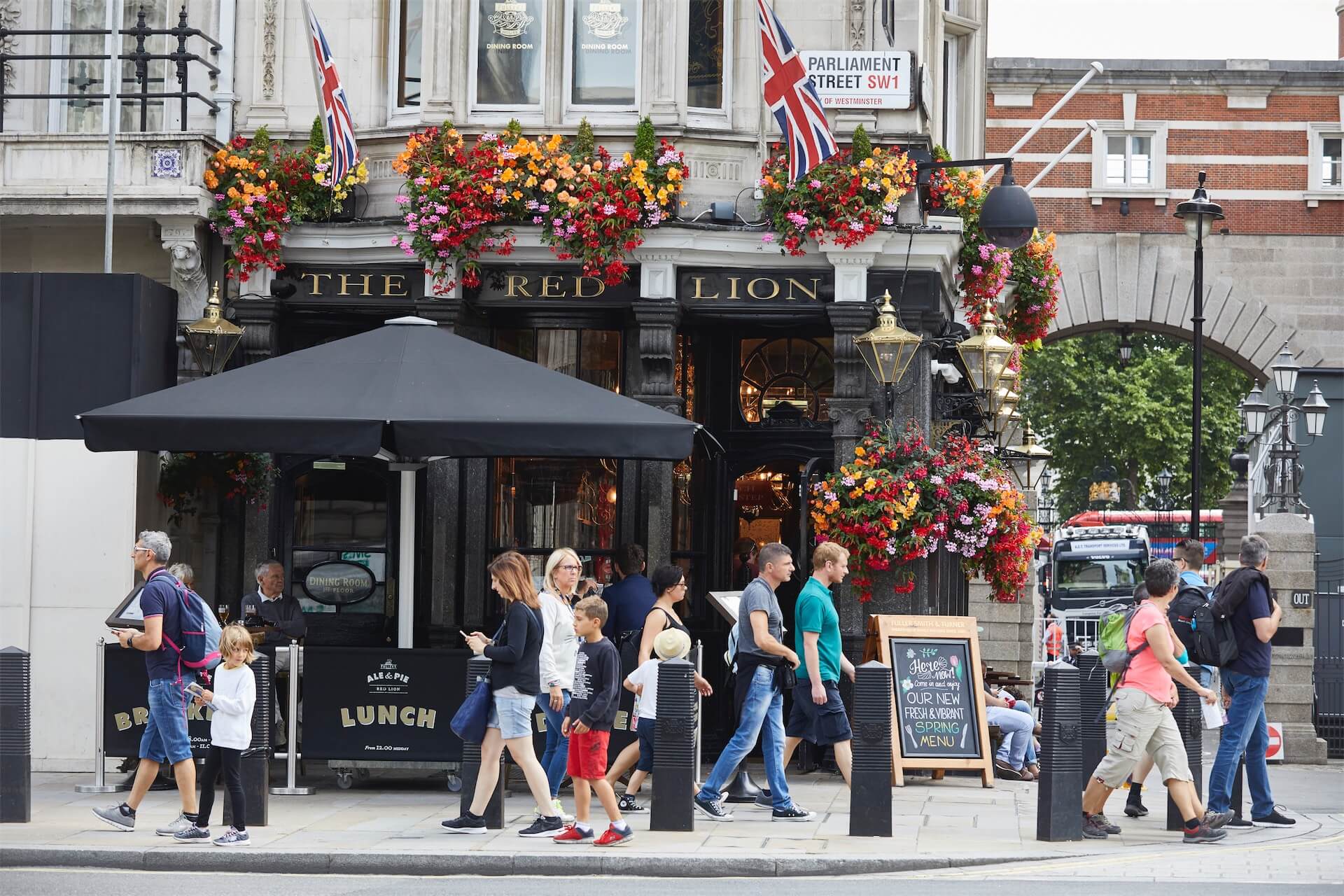 Red Lion London Logo RED LION, London 2 Duke Of York St, St. James's